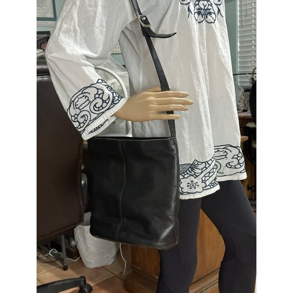 Royce Brand | Bags | Royce Black Leather Shoulder Tote Purse | Poshmark